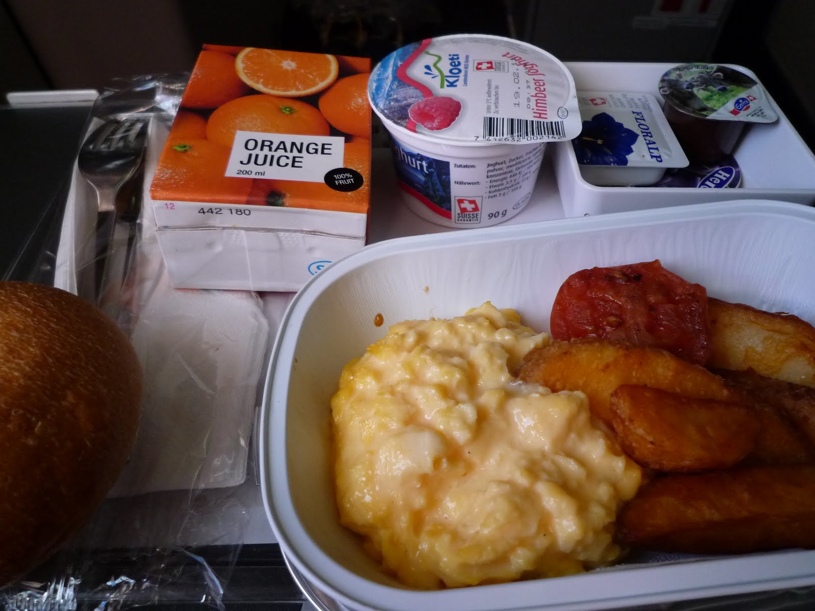 Slightly jet-lag: スイスインターナショナルエアラインズ LX160 エコノミークラス 機内食