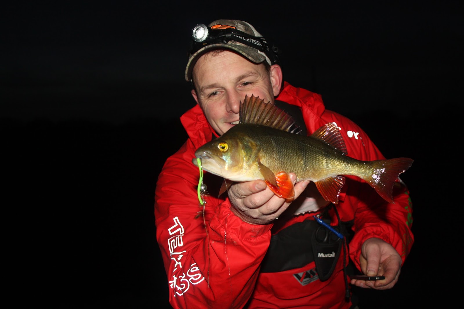 Snapbaits.co.uk Freshwater Predator Fishing Lure Angler