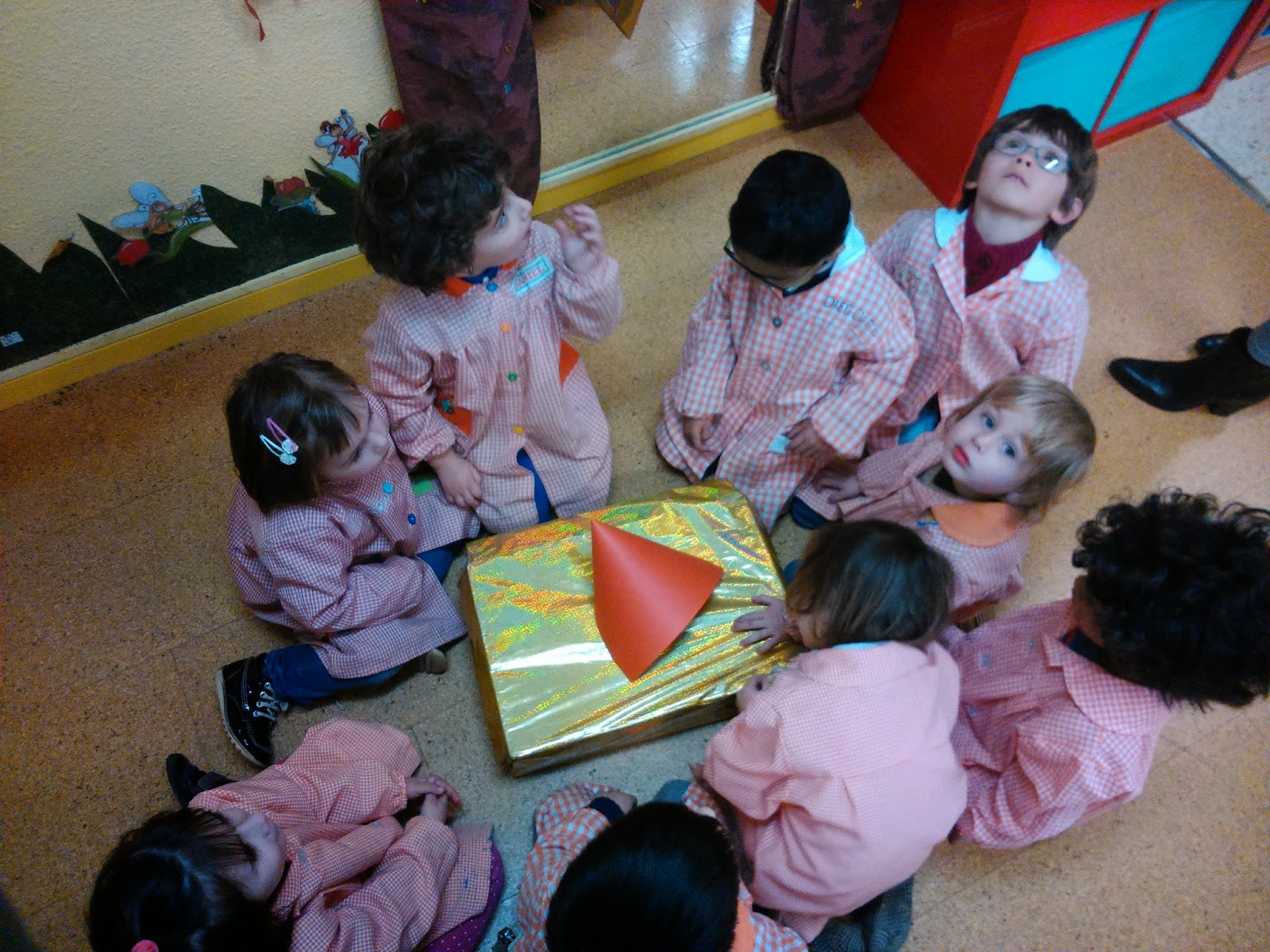 EL RINCÓN DE LA BIBLIOTECA: YO QUIERO MI GORRO