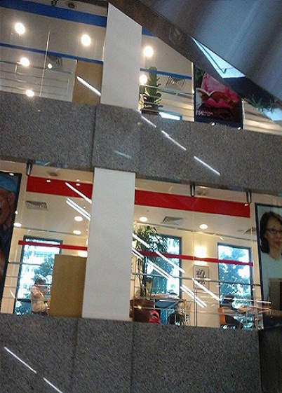 Walk Walk Look Look Eat Eat: Woodlands Regional Library @ Woodlands ...