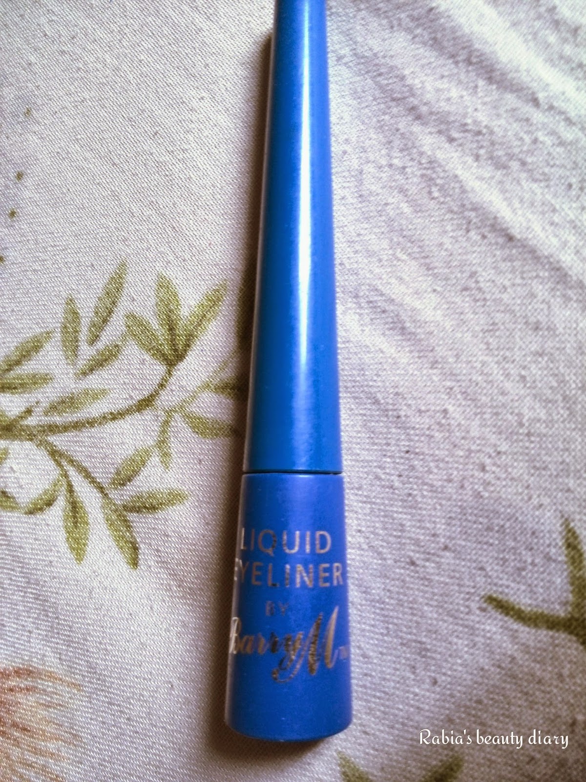 Rabia's beauty diary: Review " Liquid Blue Eyeliner by Barry M