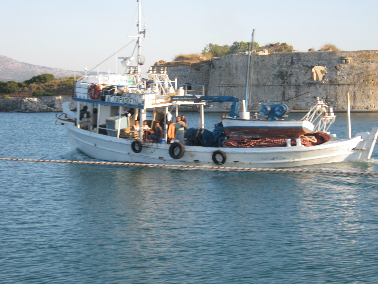 Τα θαλασσινά....: πλωτη γεφυρα "f/b Santa Maura" ( κ οχι μονο)
