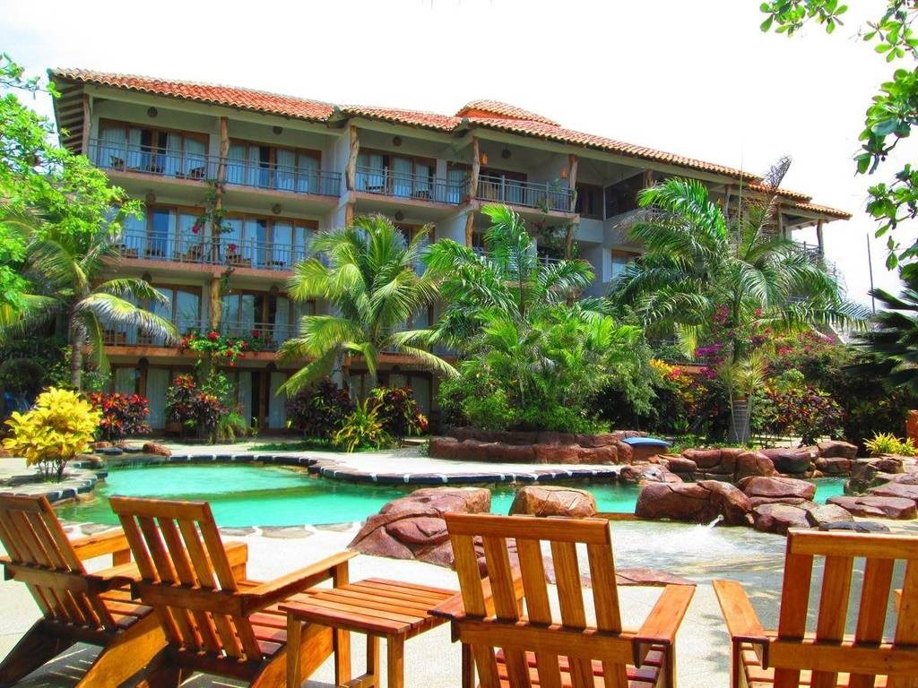 Hoteles de Canoa Manabí