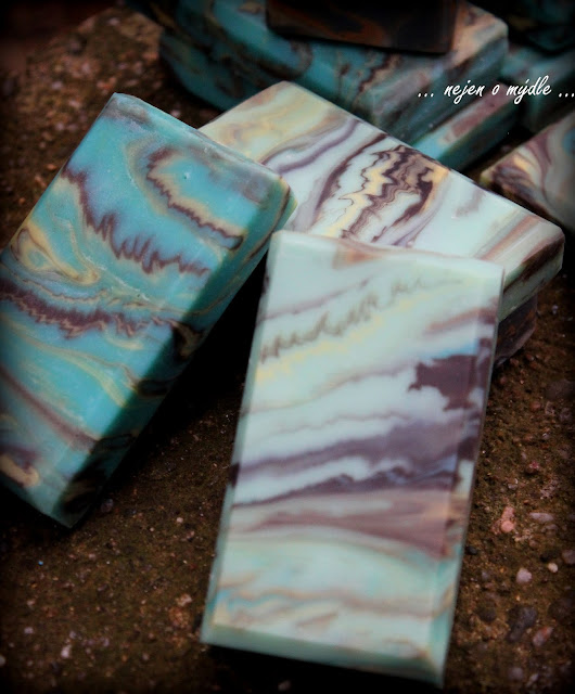 nejen o mýdle ...: Cosmic Wave Soap - Soap Challenge Club (November ...