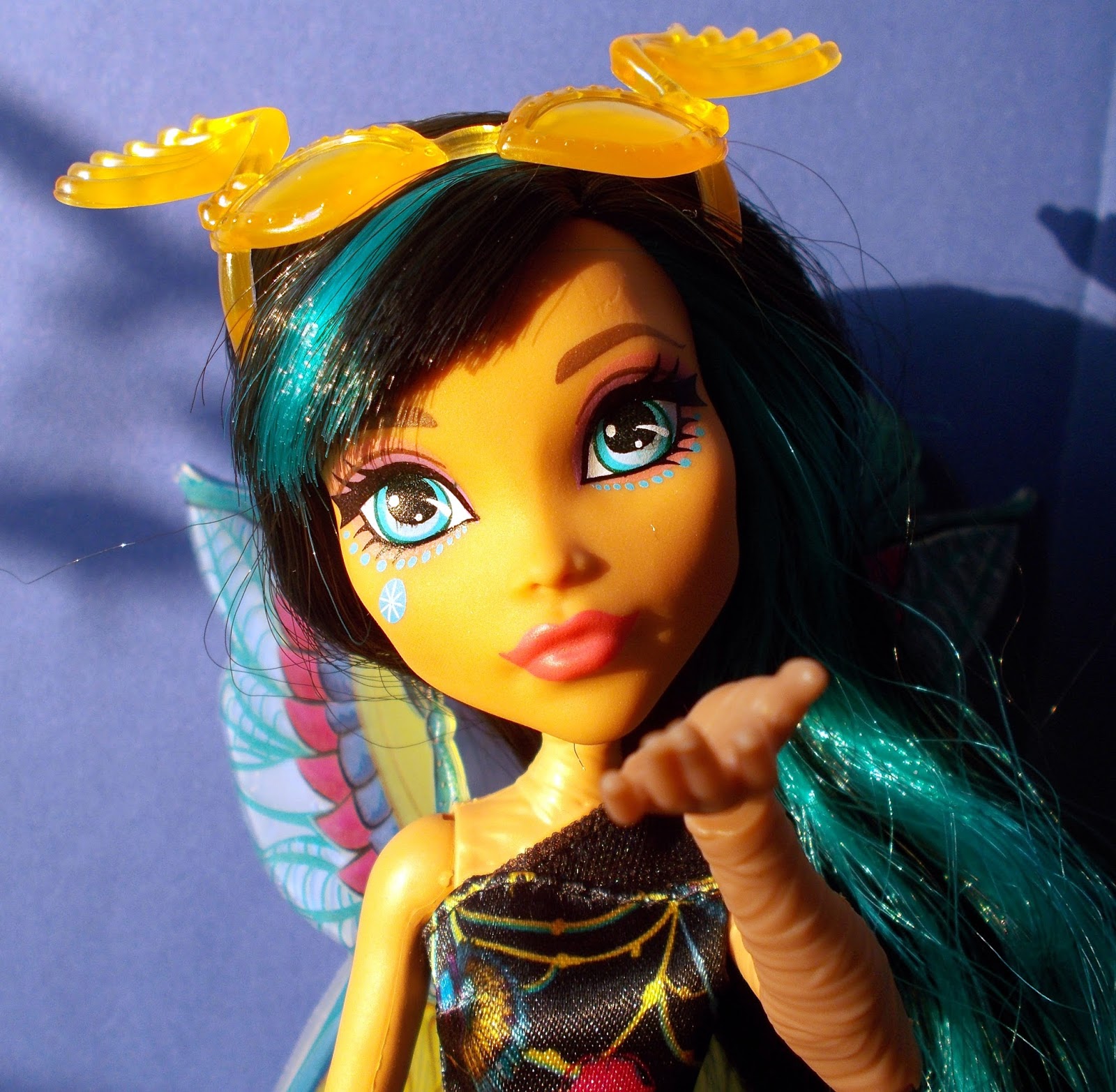 Calaminthes Clawdeen & Fashiondoll Friends: REVIEW: Garden Ghouls Cleo ...