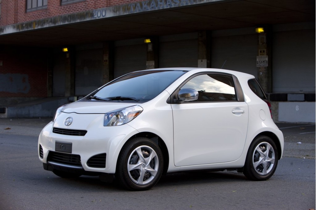 hello saskatoon: Scion iQ: Smart