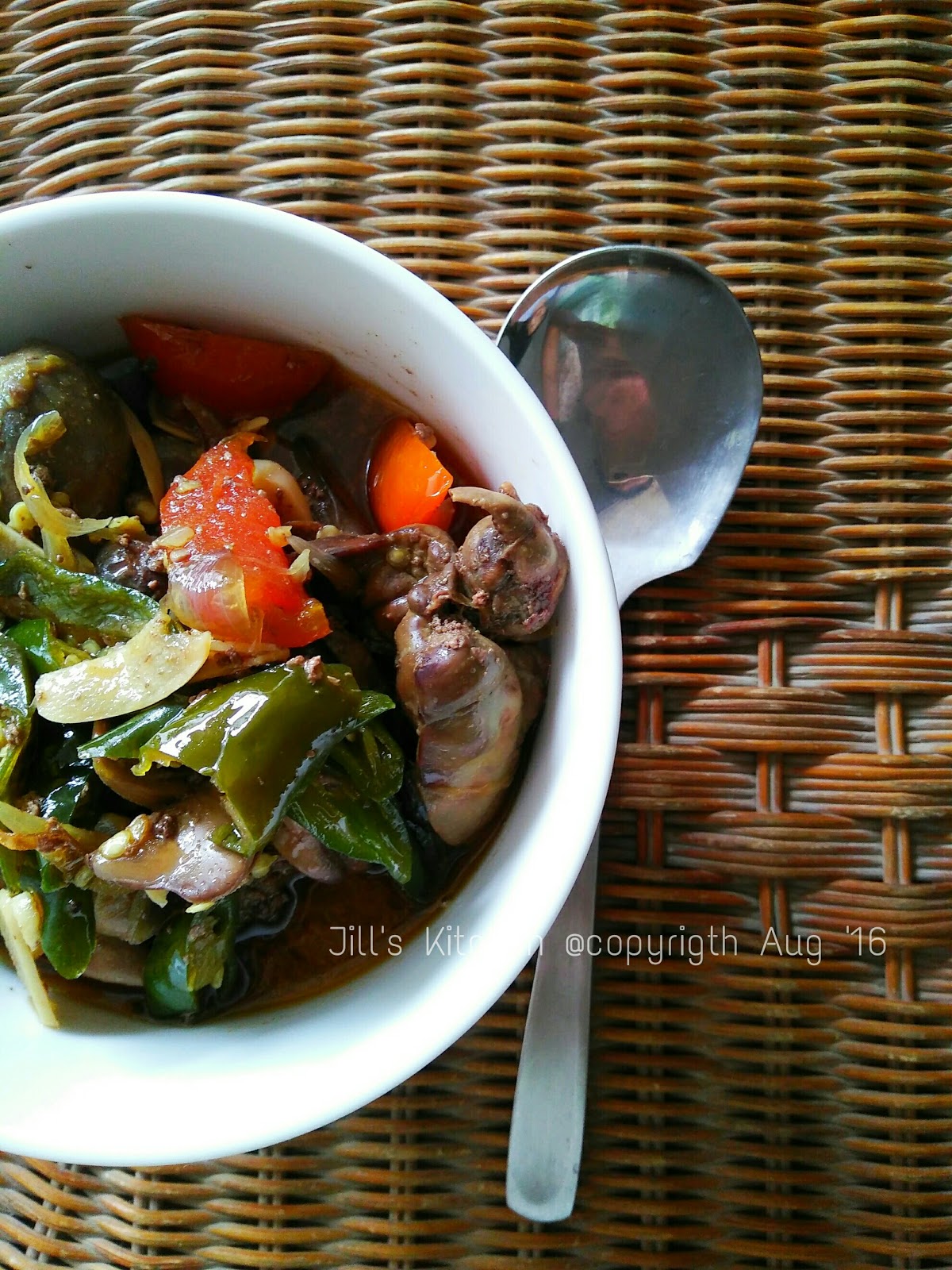 Jill's Kitchen: OSENG HATI AYAM CABAI HIJAU