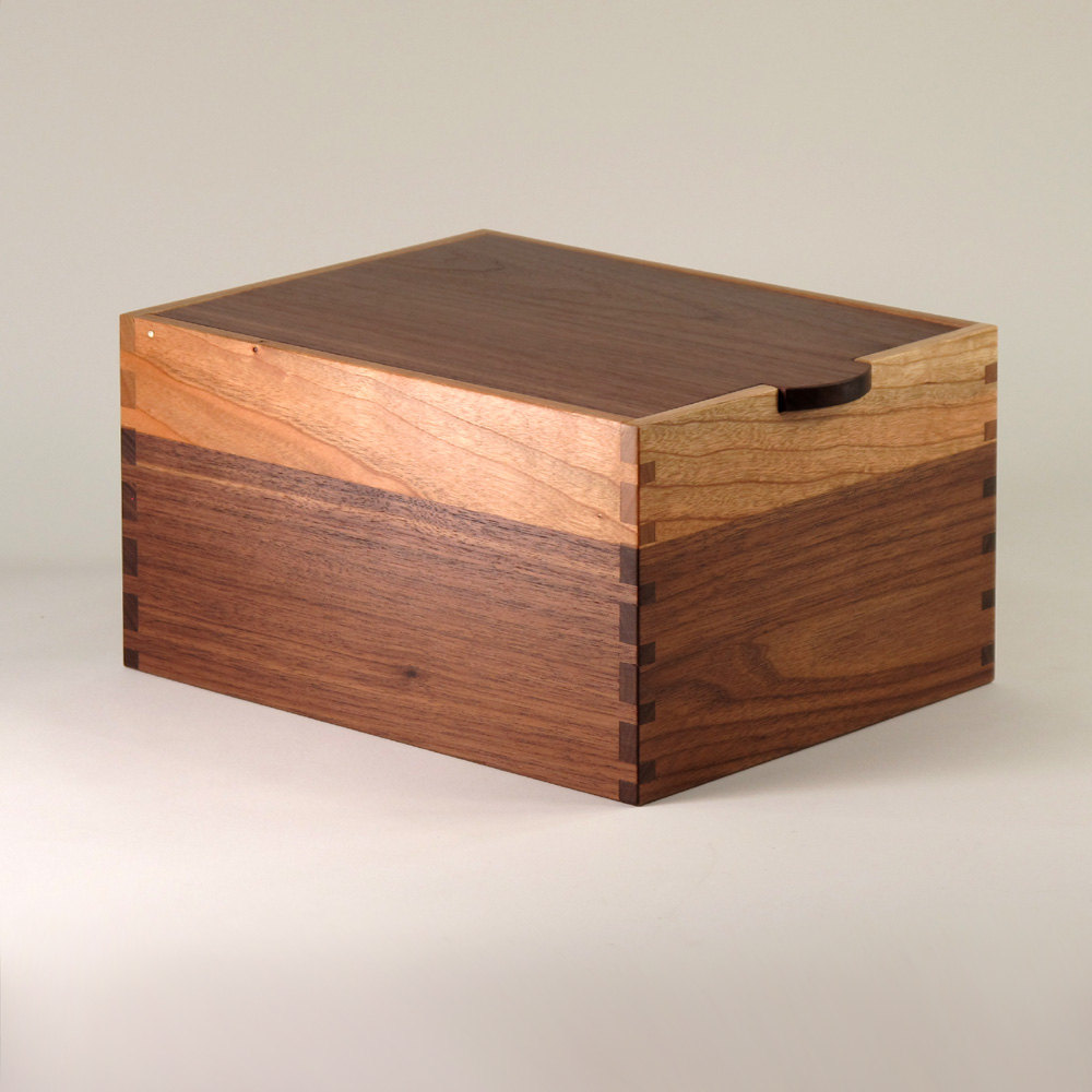 JM Craftworks: Jewelry Box of Walnut and Cherry