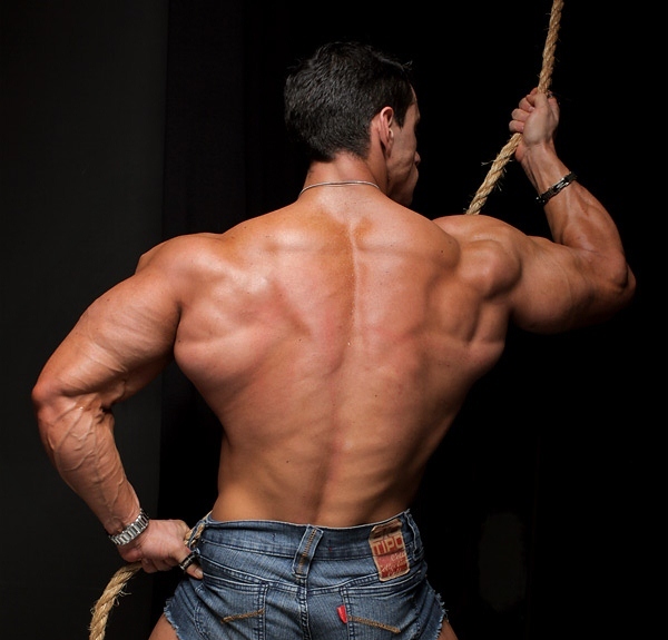 Born 2 B Huge - Ignacio Torres