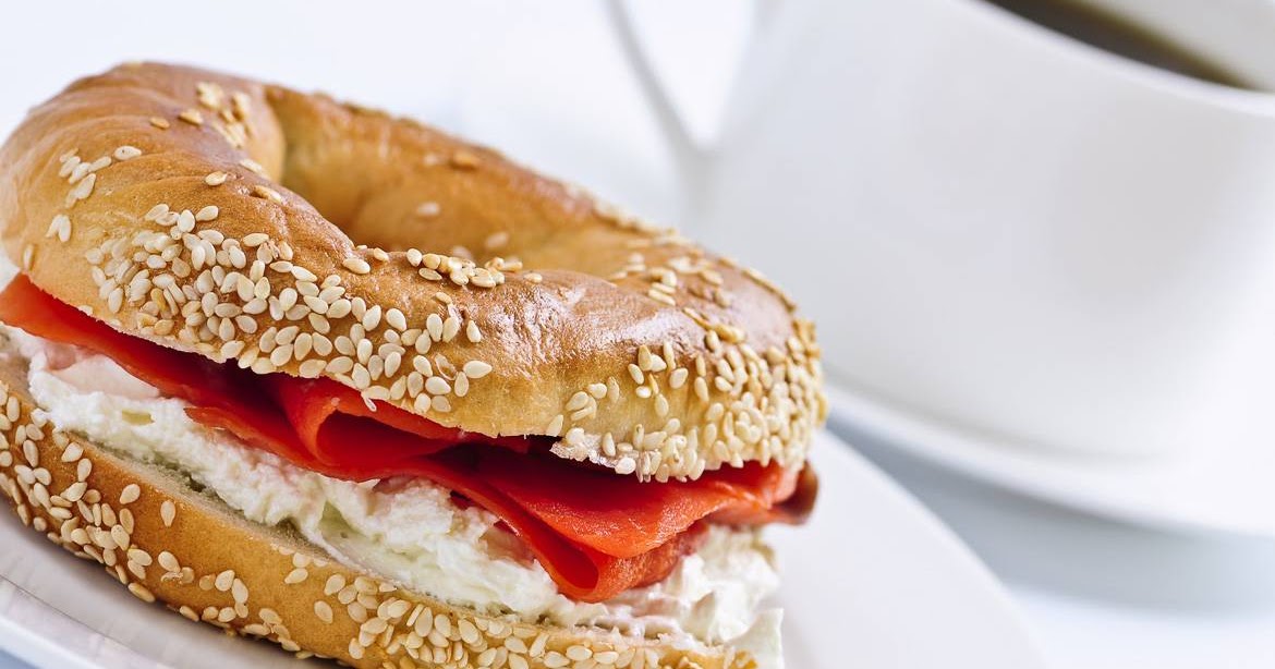 Los bagels (Panes típico de nueva york); Bife a lo Pobre