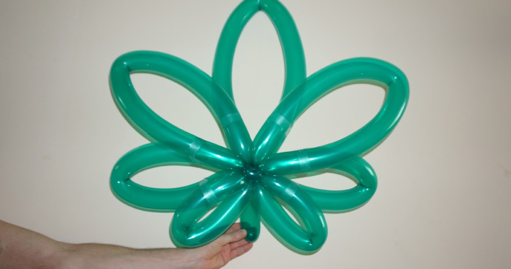 CLASSICAL: Marijuana balloon leaf