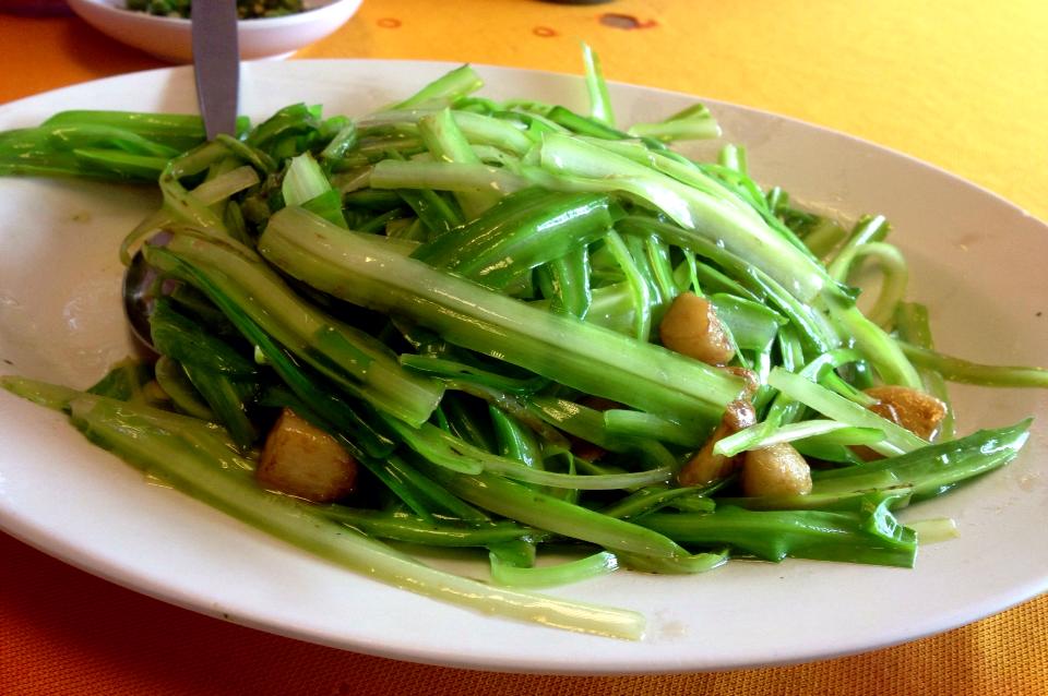 Sun,Sea and Sand: La la chong - Kayu Ara