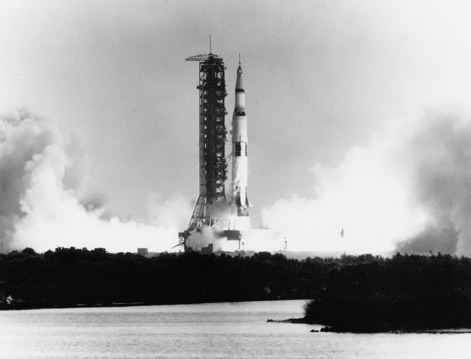 Apollo 11 Timeline: 1969/07/16 9:32 FL (15:32 IT): DECOLLO!
