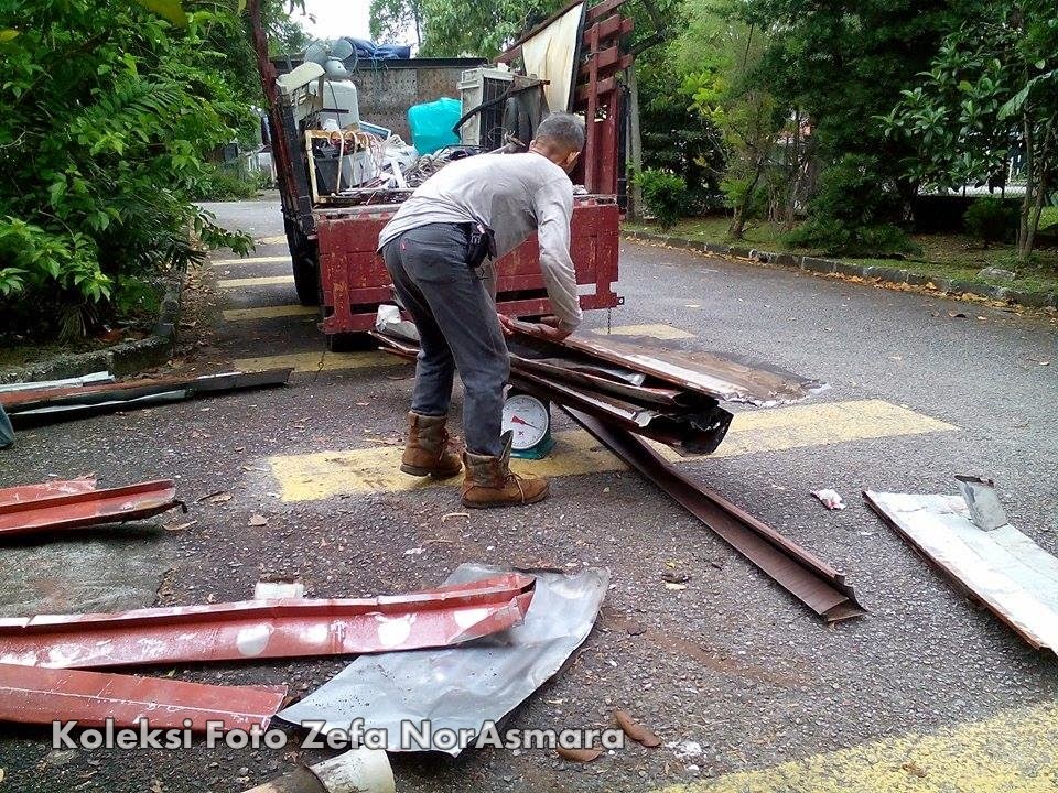 JeMaRi AsMaRa: Pengalaman Jual Besi Buruk dan Harga Barang Kitar Semula