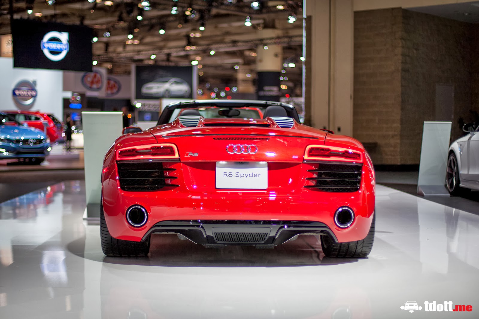 tdott's Auto Blog - tdott.me: Got Ass? Canadian International Auto Show ...