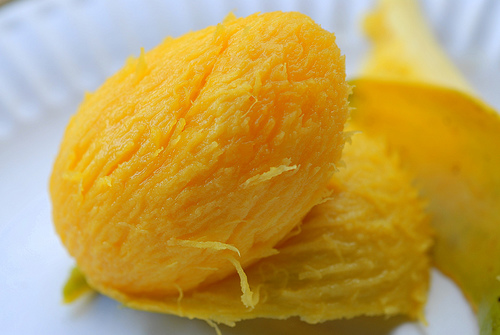 “Me niego su negativa.”: Go For Mangoes