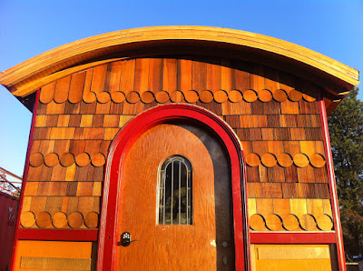 The Flying Tortoise: Lina's Gorgeous Little 'Lucky Penny' House In ...