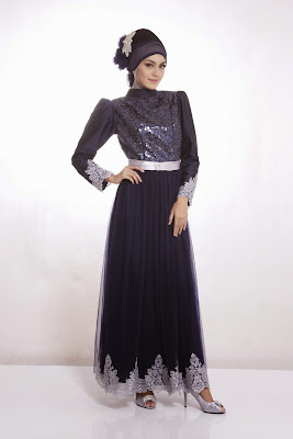 √45+ Model Gaun Pesta Warna Hitam Modern Terbaru 2023 - MODEL KEBAYA ...