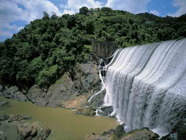 .: Represa en Comerío Puerto Rico!!