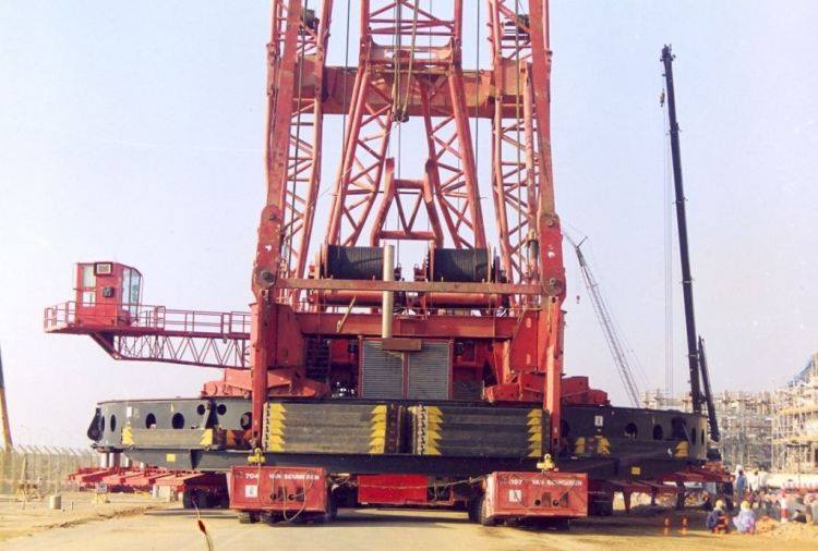 Industrial History: Heavy Crane Pick and Crane Move