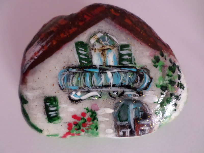 Attimi... di colori, poesia e altro: Sassi dipinti