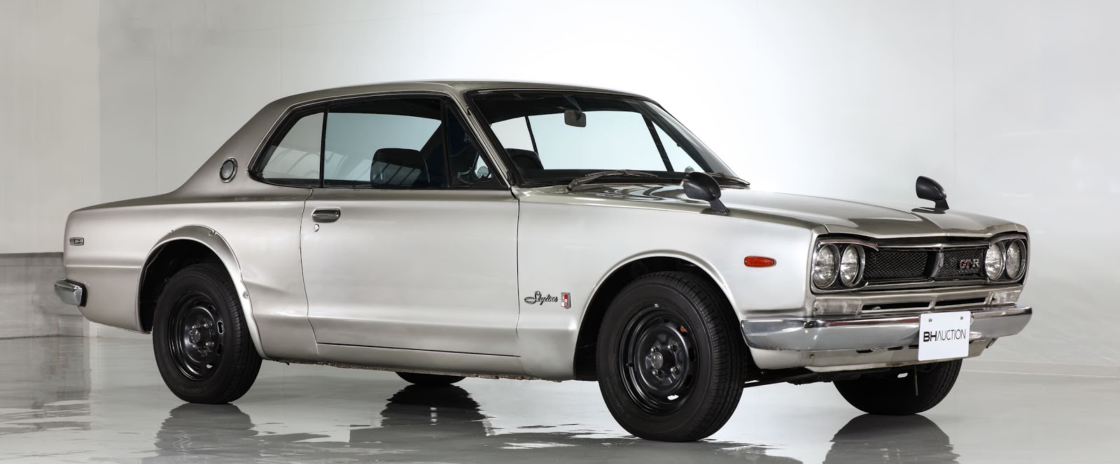 Just A Car Guy: Single owner 1972 Skyline GTR, only 22,000 kilometers ...