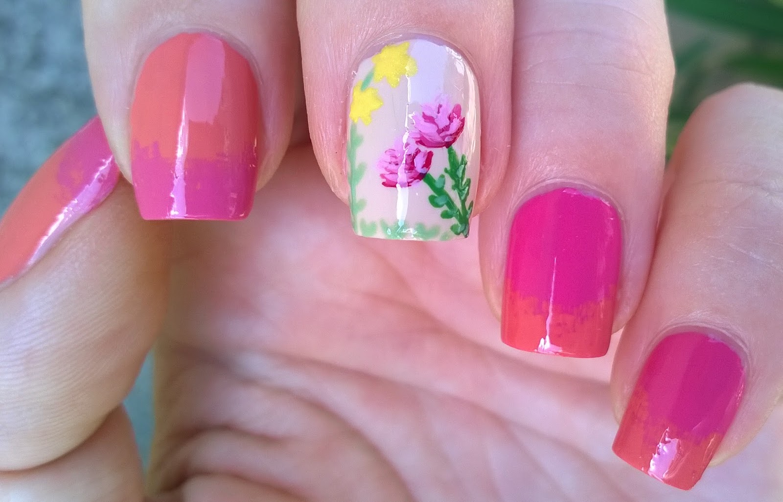 Life World Women Summer Floral Nails By Using Nail Art Brush Life World Women Summer Floral Nails By Using Nail Art Brush
