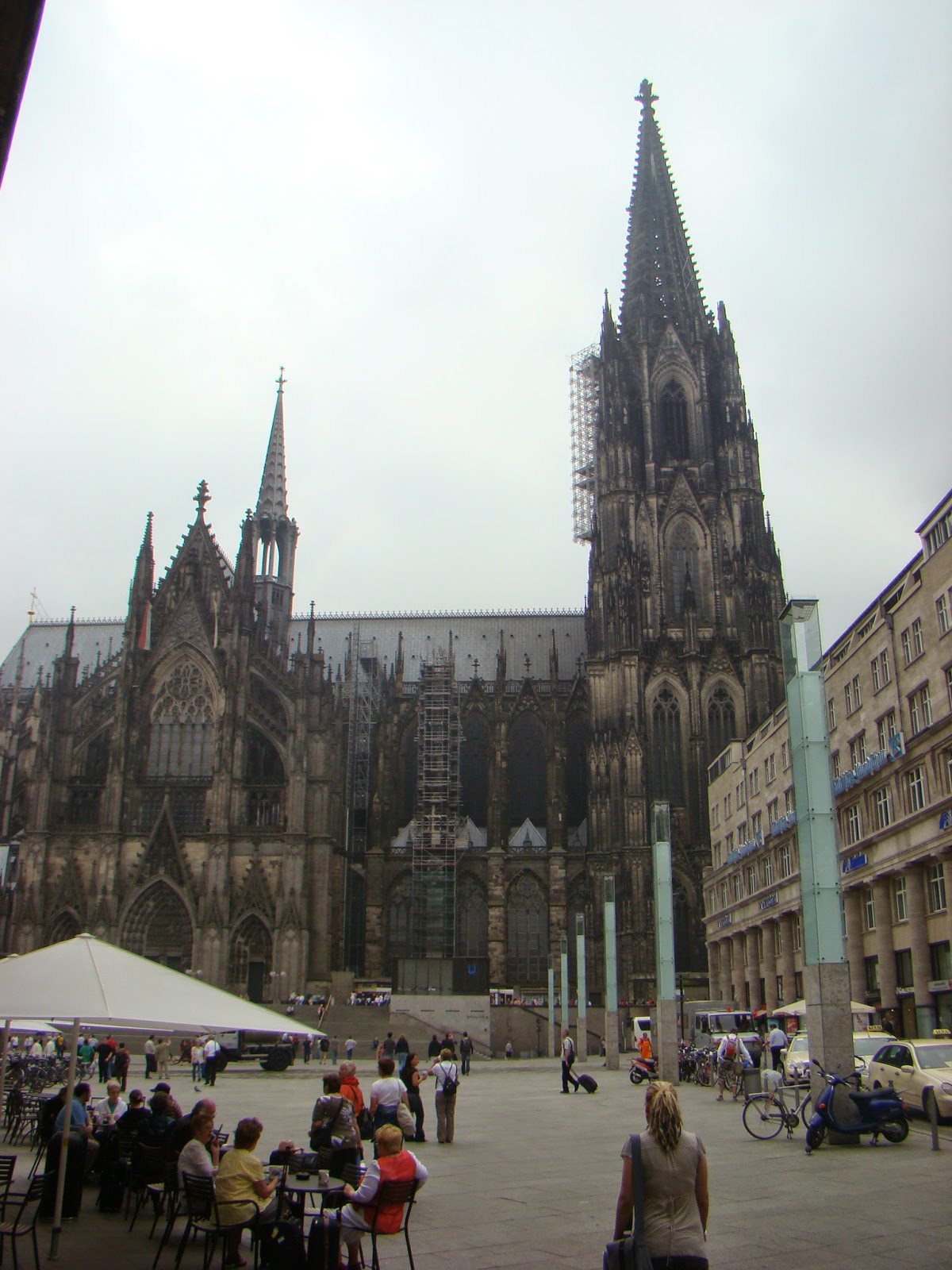 Haihui prin Lume : Koln