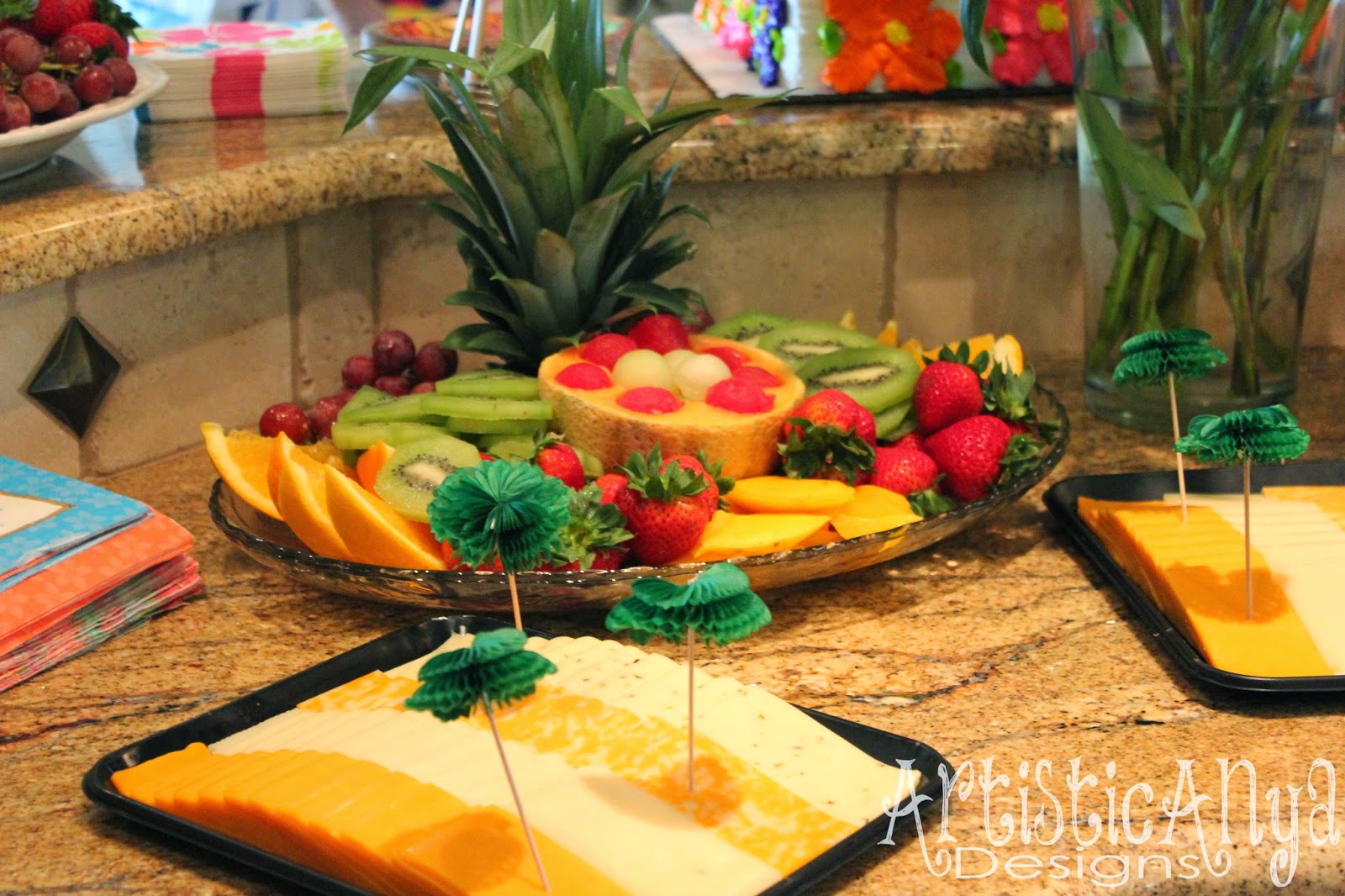 Artistic Anya Designs: Hawaiian Luau Party