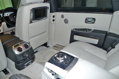 CAR NEWS: 2012 Rolls-Royce Ghost Extended Wheelbase