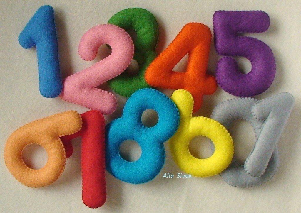Toys of felt from Alla Sivak: Big numbers