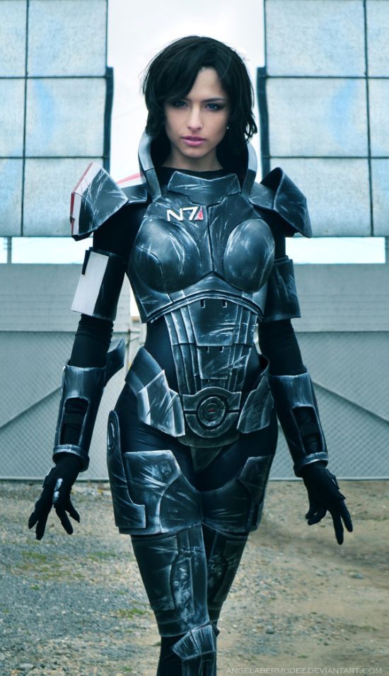 Cool : Gadis Cosplay N7 'Fem Shepard' Yang #BadAss (7 Gambar) | Aku ...
