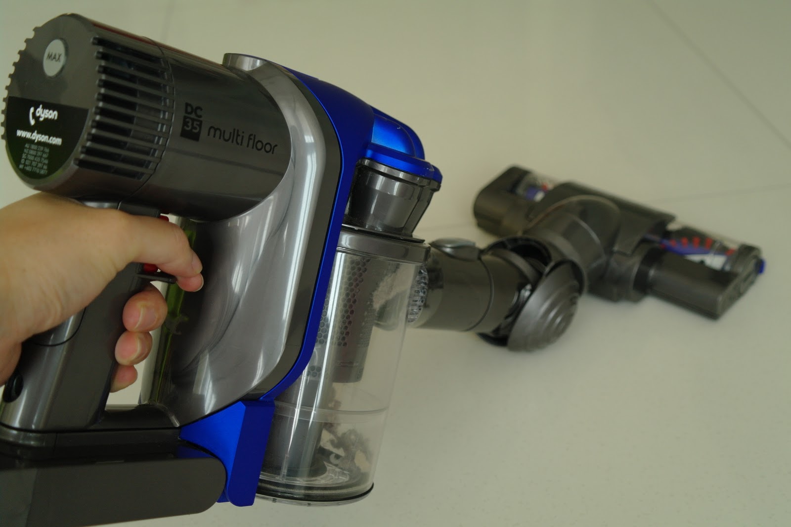 Dyson DC35 Multi Floor (Digital Slim) Vacuum Cleaner Review: More ...