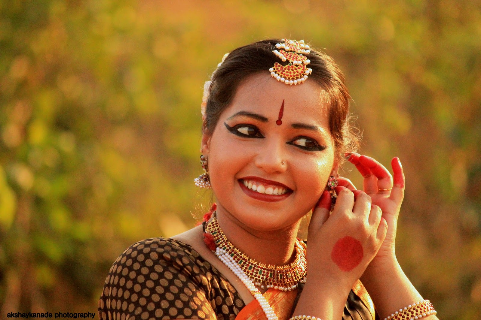 PHOTOGRAPHY WORLD: Better Candid Photography