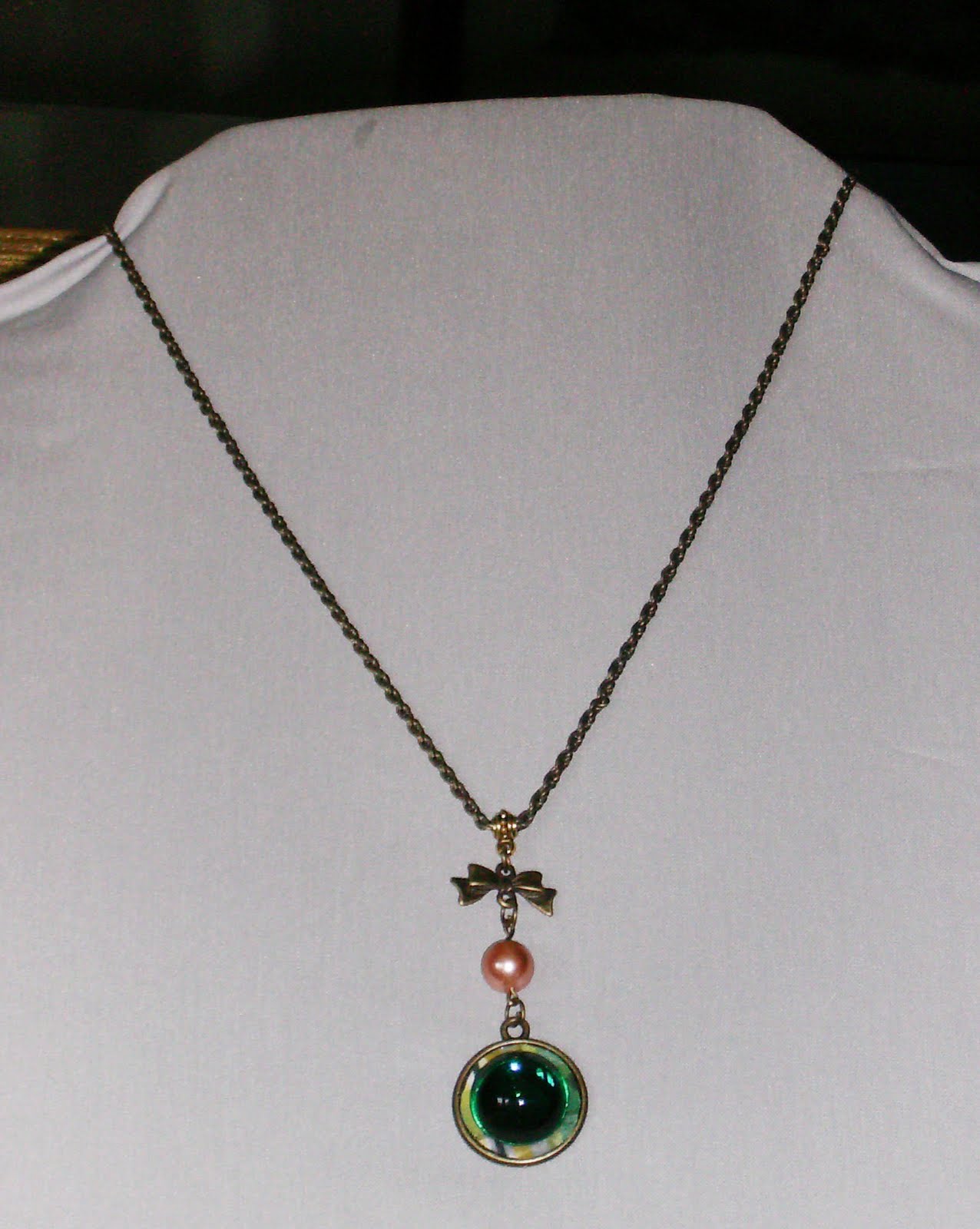 Expressões Criativas: Colares com pendentes diversos