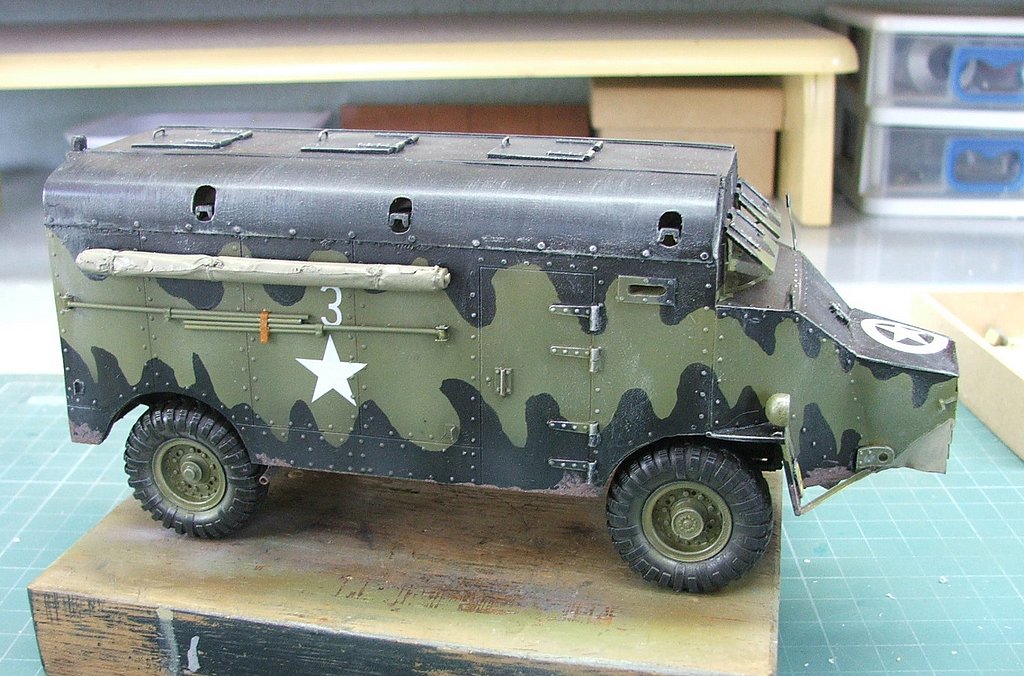Panzerserra Bunker- Military Scale Models in 1/35 scale: AEC Dorchester ...