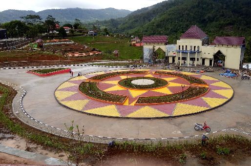 Kebun Raya Liwa, Ikon Baru Pariwisata Lampung Barat - Blog Lampung