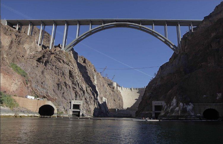 Mega Bridges: Hoover Dam Bridge