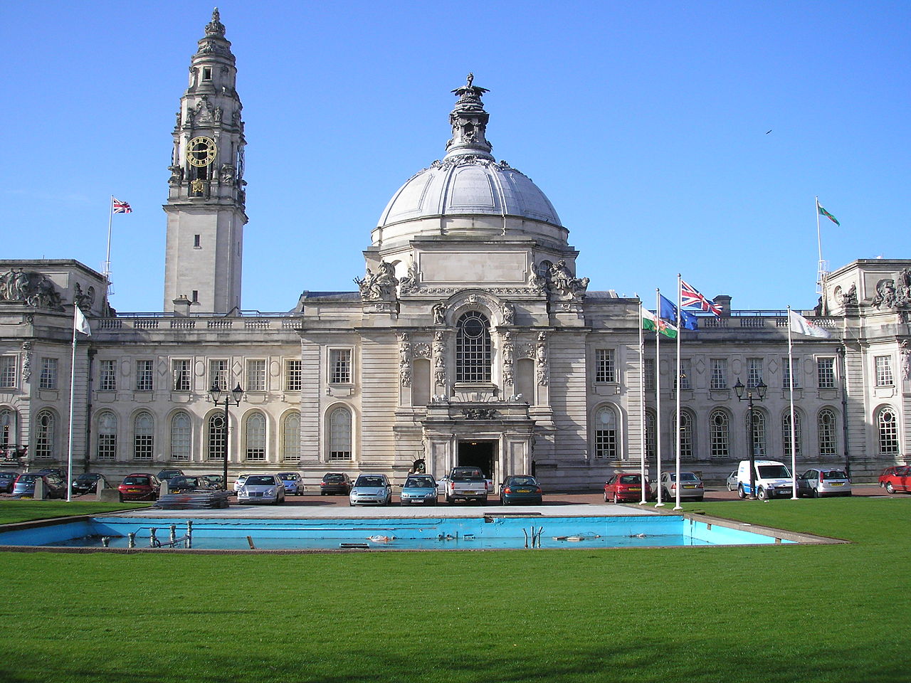 Cardiff, Wales - Travel Guide - Exotic Travel Destination