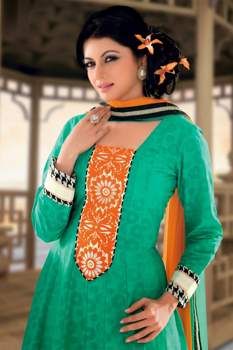 Bhagyashree HD Wallpaper | Filmi Duniya