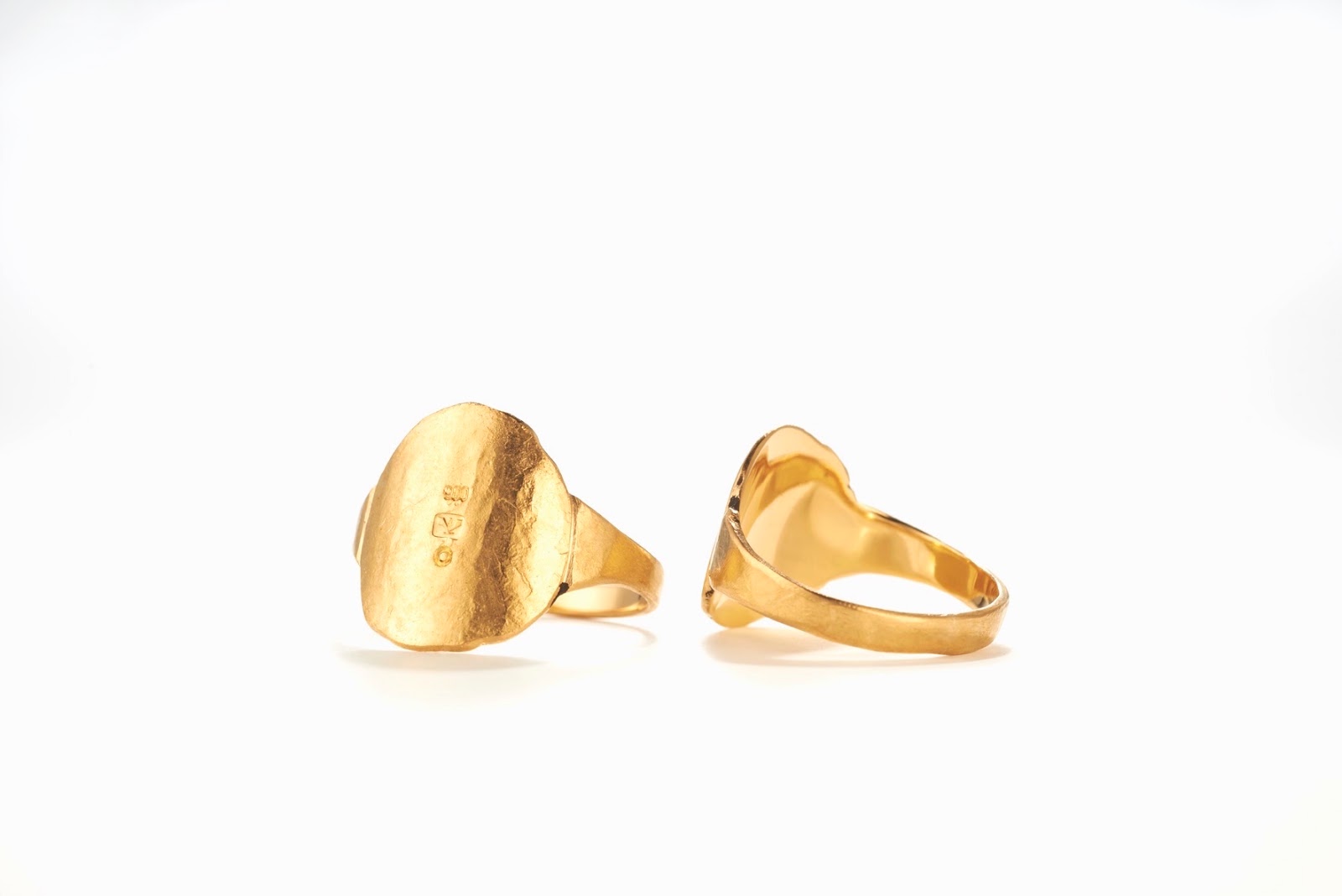 Kaya Wilbrandt Köln / Goldschmiede Köln: Goldringe der Serie ThePureGold