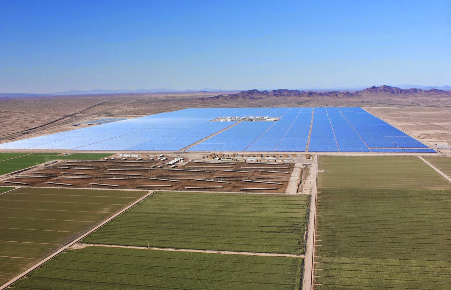 JG's Flying/Roadtrip USA 2014: Solar 'Farms', nuclear, and gas.