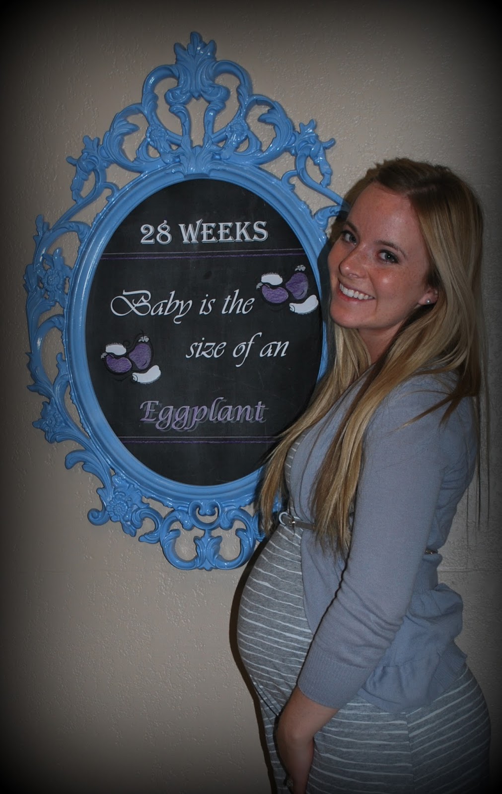 I Heart Pears: 12 Weekly Pregnancy Photo Ideas