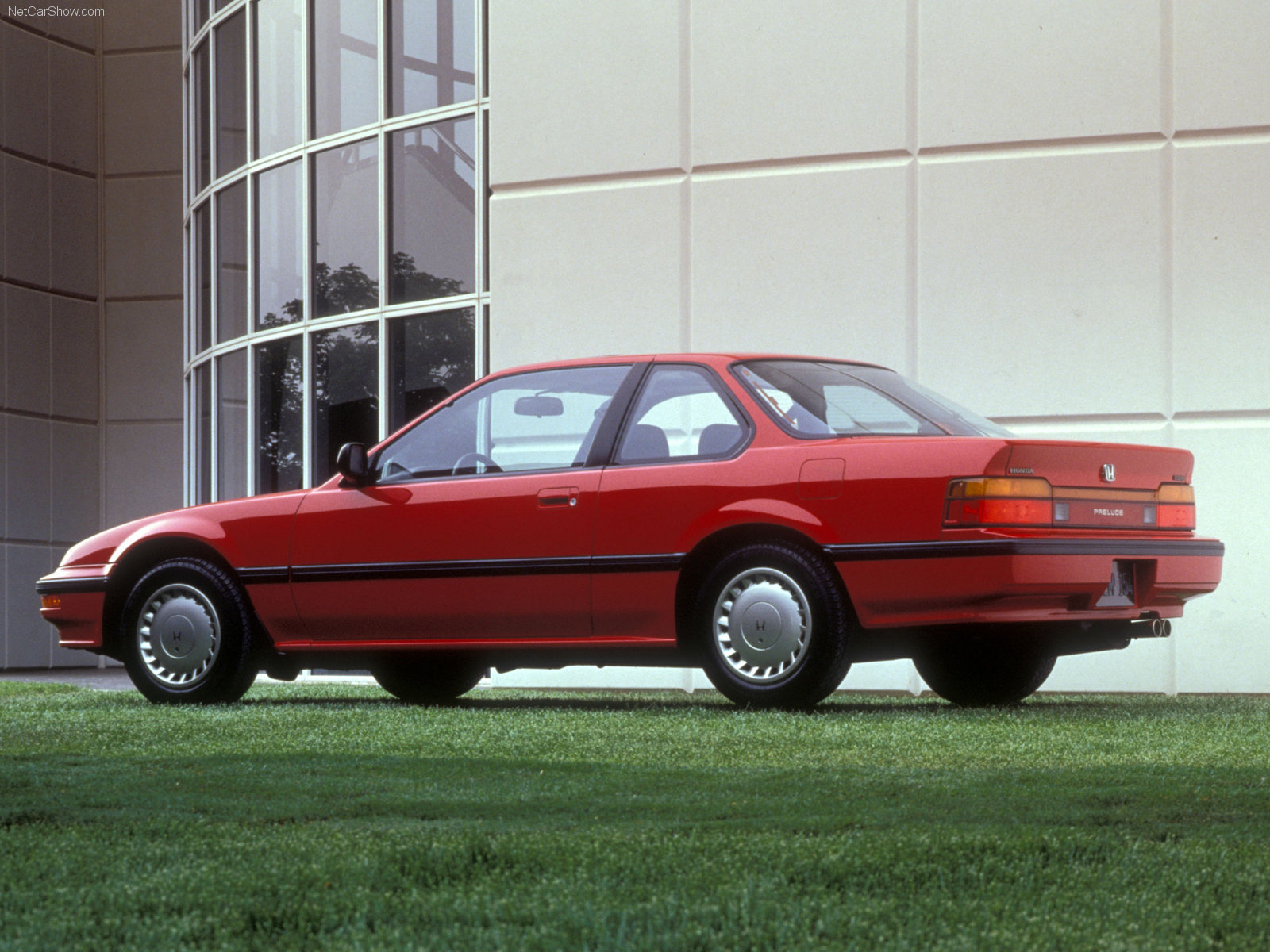 PRELUDE 88-91 3rd: Honda Prelude 4WS 1988 G3 Red