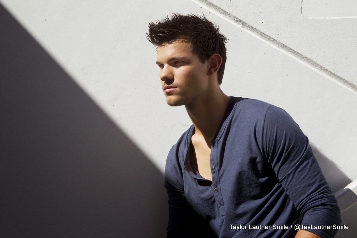 Photoshoot: Taylor Lautner for Los Angeles Times ~ Taylor Lautner Smile