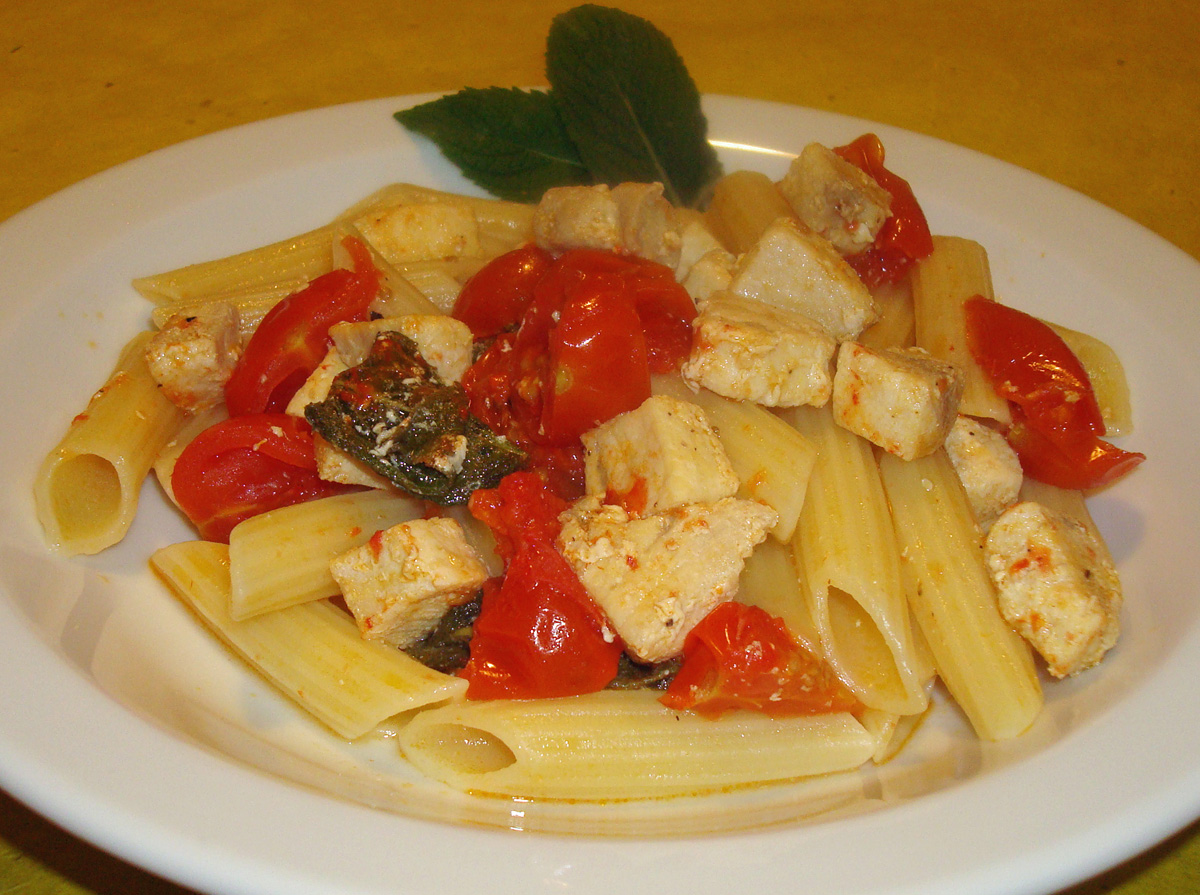 L'ELEGANZA DEL POLPO: PENNE CON PESCE SPADA E MENTA