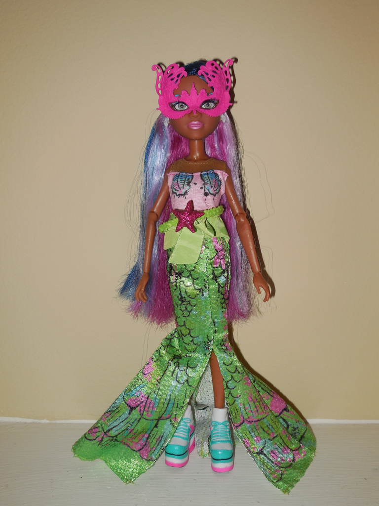 Veni Vidi Dolli: REVIEW: Project MC2 Masquerade Bryden