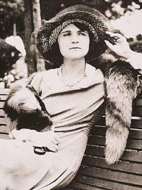 RÓ MAR - Poesia: FLORBELA ESPANCA