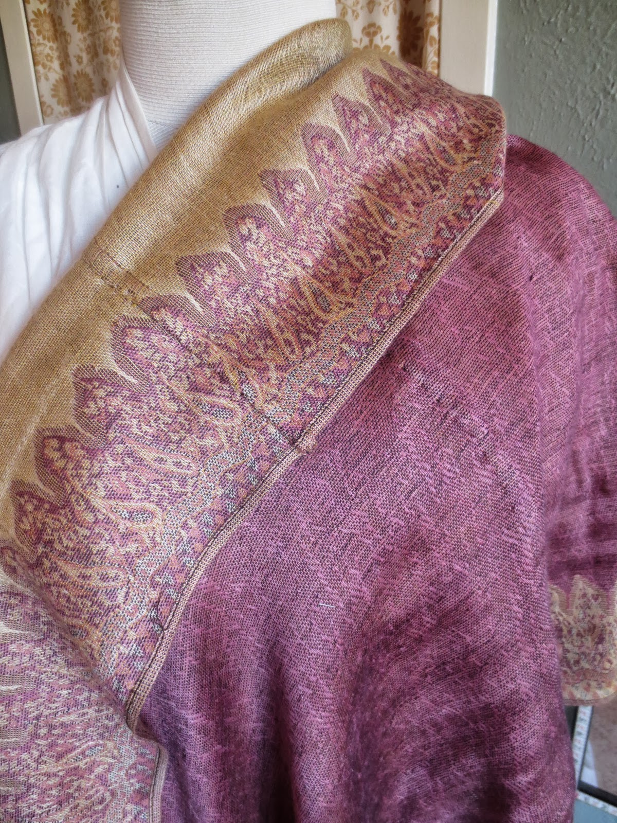 Festive Attyre: Regency shawl hacks