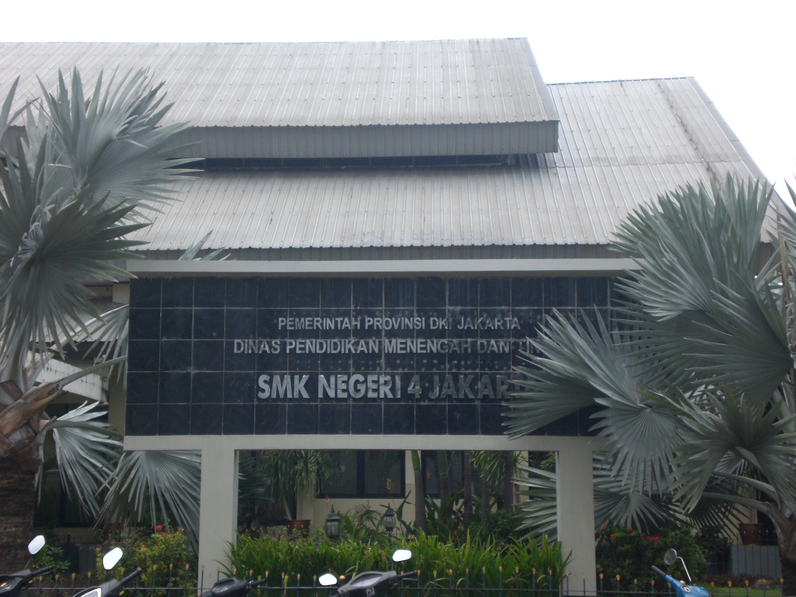 suruhbuhana.blogspot.com: SMK..!!!! BISAAAA.!!!!! SMK 4...!!!! PALING ...